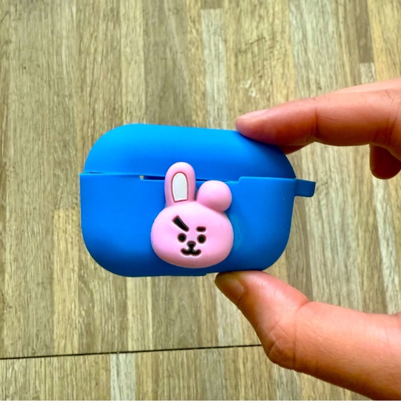 bt21 | Headphones | Bts Bt2 Cooky Apple Airpods Pro 2nd And 1st ...